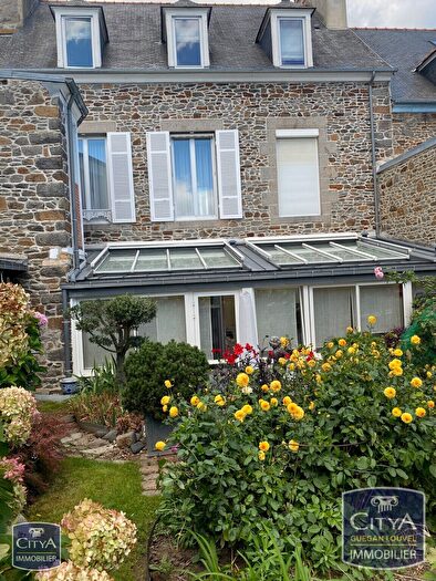Maison 10 pièces à vendre à Saint-Brieuc, Centre-ville, Saint-Michel, Le Légué, Notre-Dame