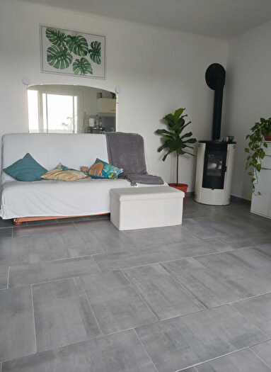 Maison à vendre - La Guierche - 2 pièces - 1 chambre