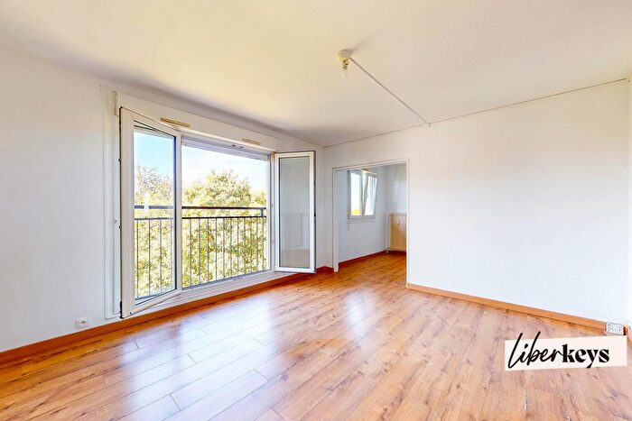 Reims, La Neuvillette, Trois Fontaines : Appartement 4 pièces à vendre