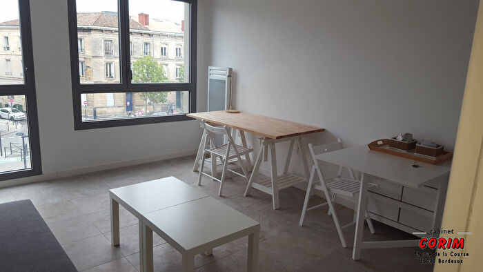 Appartement 1 pièce à Bordeaux, à louer