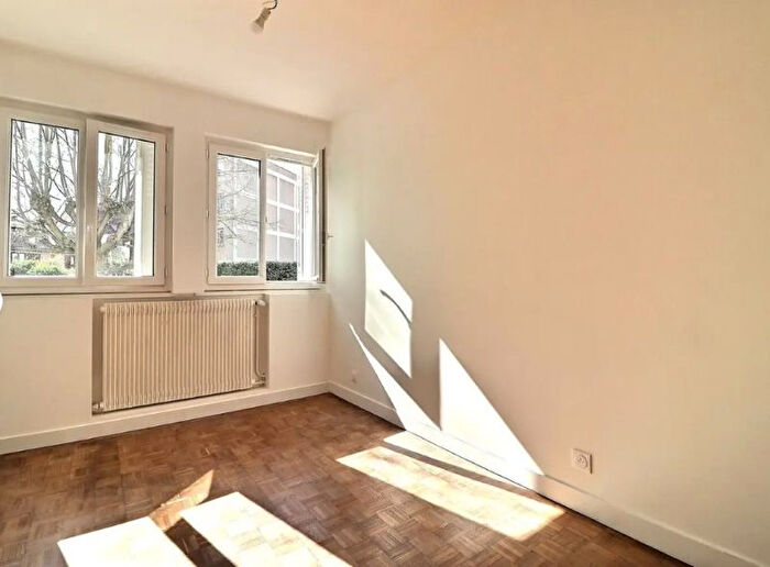 Appartement 4 pièces à louer - Châtillon, Roissys, Béranger