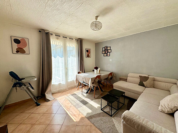 Appartement 4 pièces à Brignoles, Extension années -, à vendre