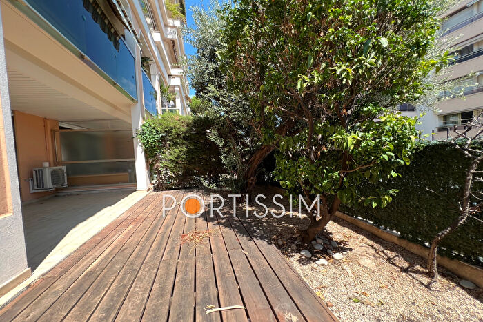 Saint-Laurent-du-Var : Appartement 3 pièces à vendre