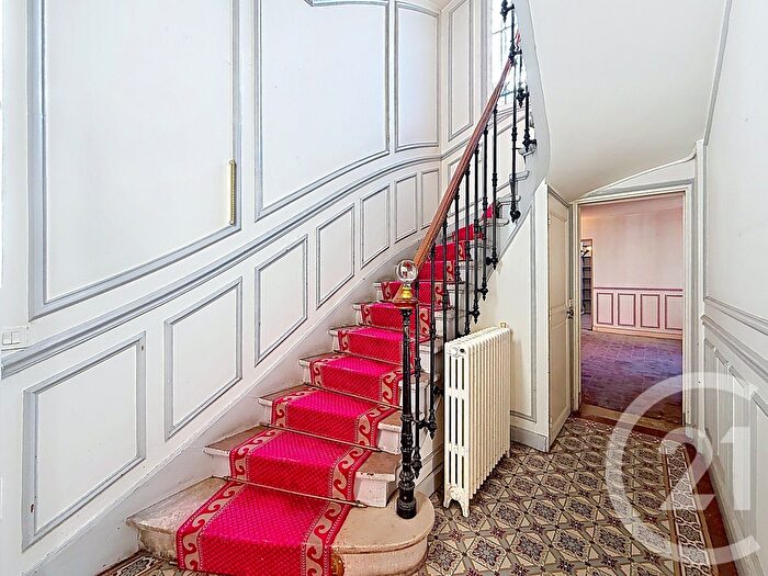 Maison 11 pièces à vendre à Villejuif, Centre-ville
