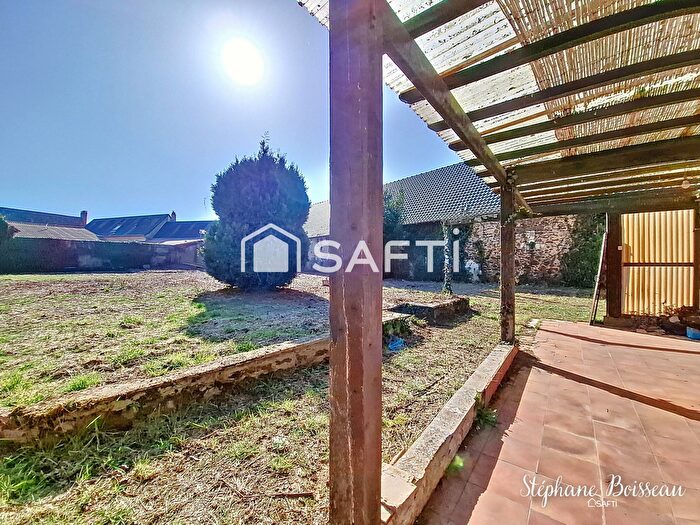 Maison à vendre - Guécélard - 6 pièces - 4 chambres