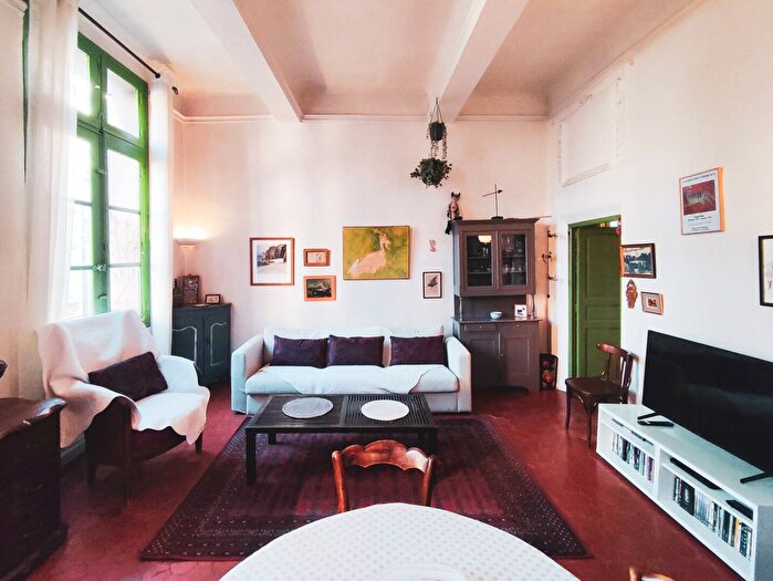 Appartement à louer - Centre Ville, Aix-en-Provence - 4 pièces - 3 chambres