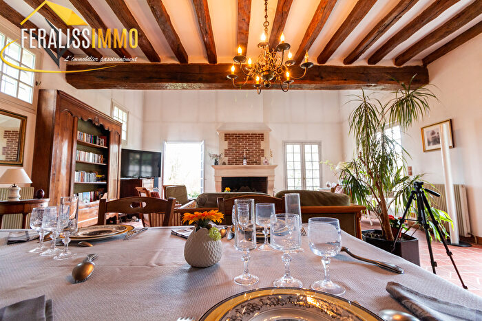 Maison à vendre - Vaux-sur-Seine - 10 pièces - 4 chambres