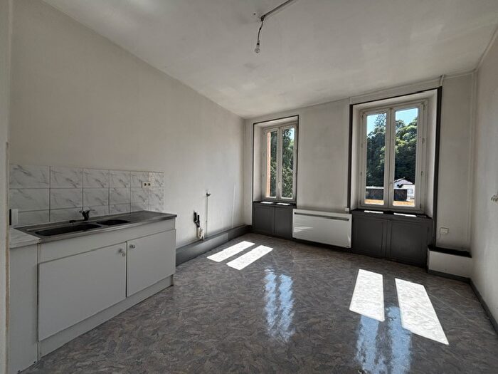 Appartement 3 pièces à Le Pont-de-Beauvoisin, à louer