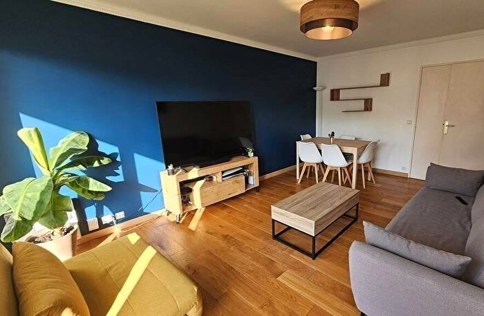 Appartement 2 pièces à louer à Puteaux, République