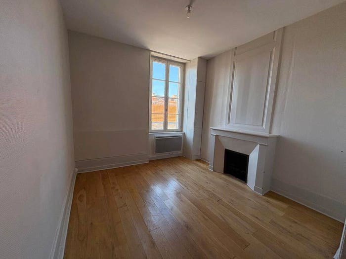Centre Ville, La Rochelle : Appartement 2 pièces à louer