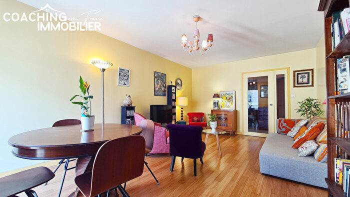 Appartement à vendre - Niort, Centre-ville - 3 pièces - 2 chambres