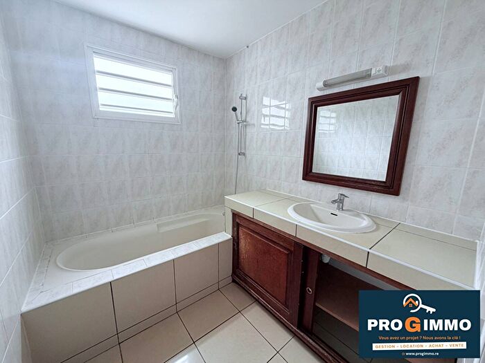 Appartement à louer - Saint-Paul - 4 pièces - 3 chambres