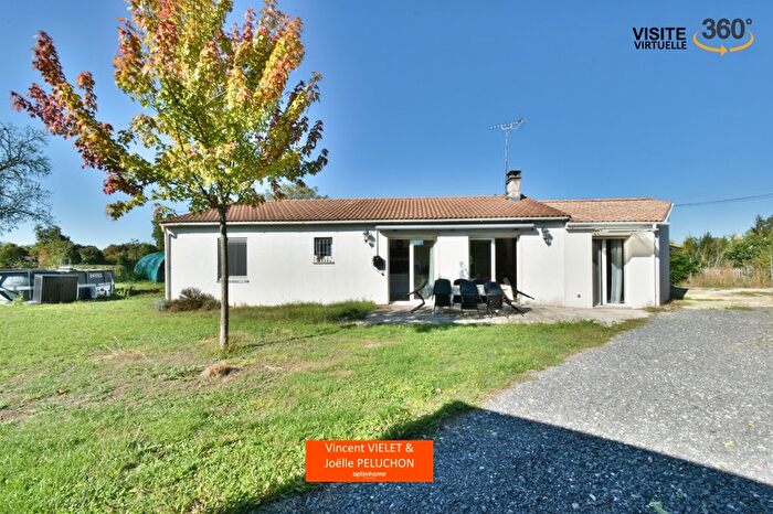 Maison 6 pièces à vendre - Saint-Romain-la-Virvée