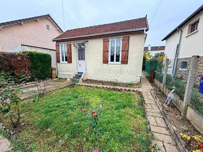 Maison à vendre - Le Raincy, Montfermeil, Grands Côteaux - 3 pièces - 2 chambres