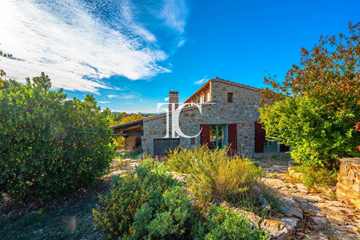 Maison à vendre - Banne - 9 pièces - 5 chambres