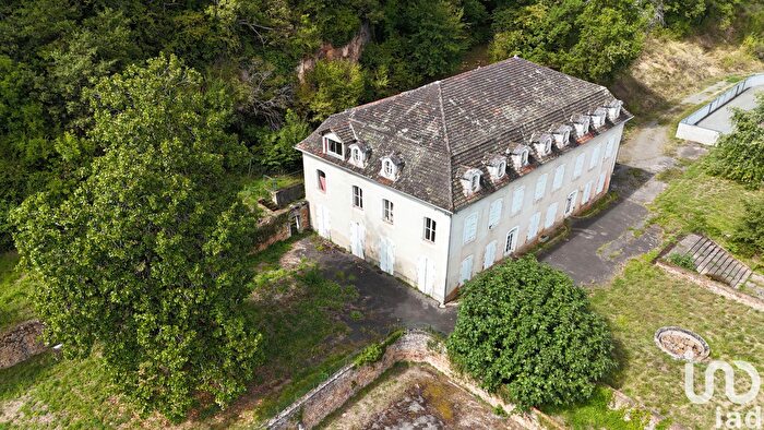 Maison à vendre - Figeac - 11 pièces - 10 chambres