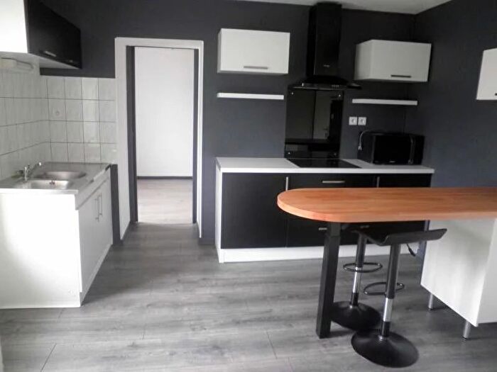 Dampierre-les-Bois : Appartement 2 pièces à louer