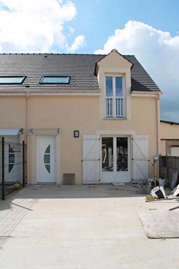 Ozoir-la-Ferrière, Archevêché : Maison 4 pièces à louer