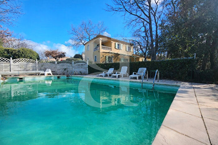 Maison à vendre - Mormoiron - 6 pièces - 4 chambres