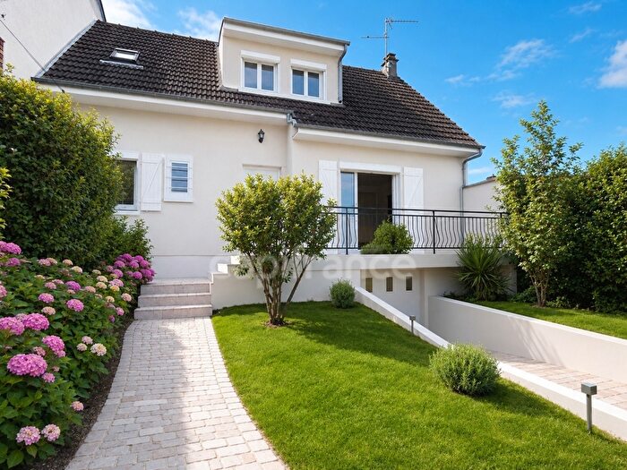 Maison 6 pièces à Savigny-sur-Orge, Côteau, à vendre