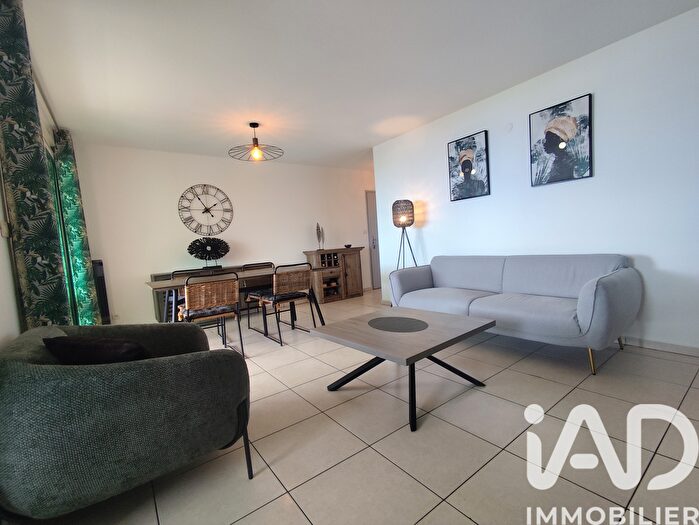 Appartement à vendre - Saint-Paul, Saint-Gilles les Bains - 3 pièces - 2 chambres