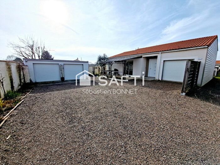 Maison à vendre - Angles - 4 pièces - 2 chambres