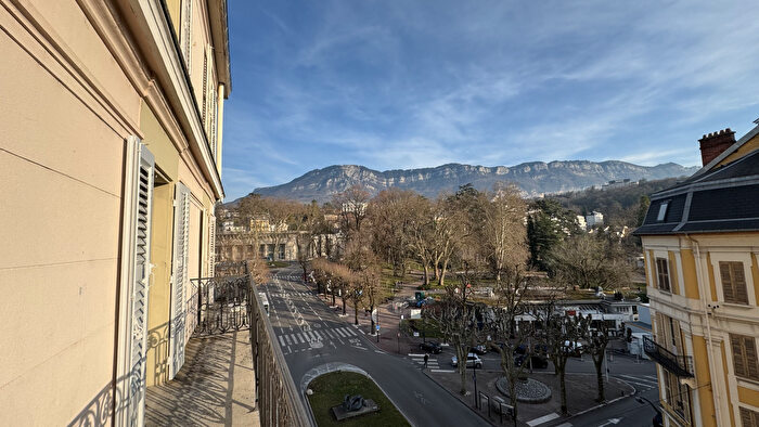 Appartement à louer - Aix-les-Bains, Centre-ville - 1 pièce