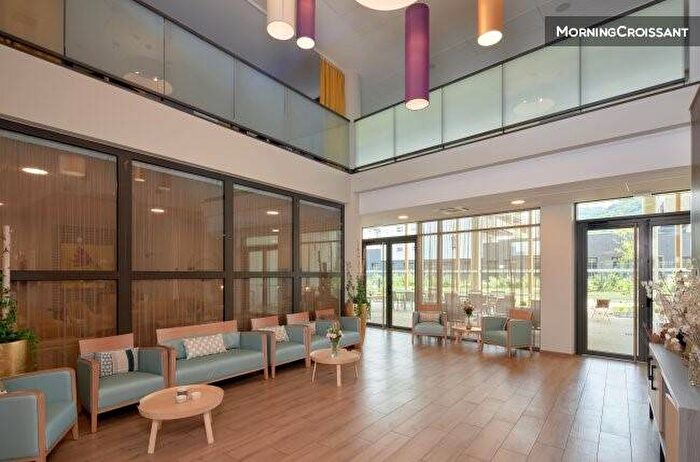 Appartement à louer - Frange Verte-Commanderie, Échirolles - 1 pièce