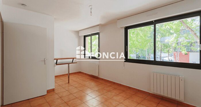 Paris 19ème, Flandre, Aubervilliers : Appartement 1 pièce à vendre