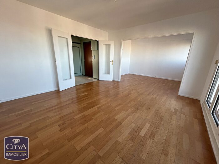 Appartement à vendre - Le Mans, Bellevue - 4 pièces - 2 chambres