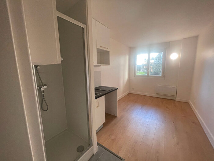 Appartement à louer - Saint-Cloud, Montretout, Coutureau - 1 pièce - 1 chambre