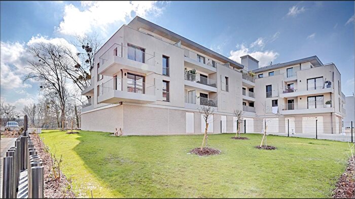 Appartement à louer - La Garenne, LIsle-Adam - 2 pièces - 1 chambre