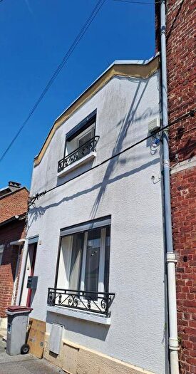 Faubourg d'Isle-Neuville, Saint-Quentin - Maison 3 pièces à louer