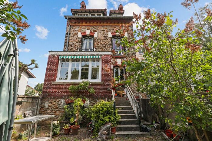 Maison à vendre - Fontenay-sous-Bois, Rigollots - 6 pièces - 5 chambres