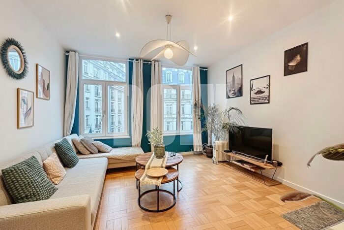 Appartement à vendre - Montrouge, Le vieux Montrouge - 3 pièces - 2 chambres