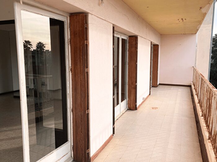 Appartement à vendre - Hyères, Pyanet - 5 pièces - 3 chambres