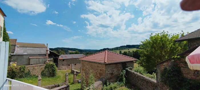 Maison à vendre - Viverols - 5 pièces - 3 chambres