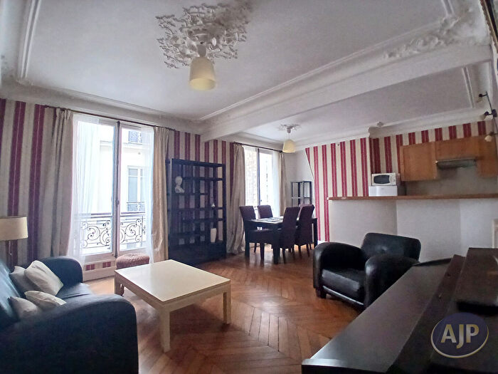 Appartement à louer - Paris e , Passy, Maison de la Radio, Muette-Sud - 3 pièces - 2 chambres