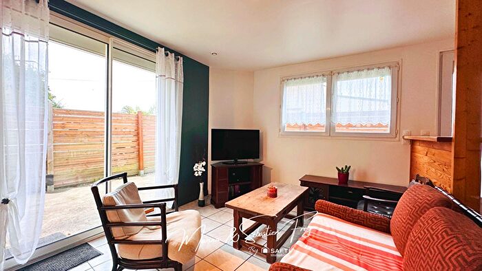 Maison à vendre - Ploubezre - 2 pièces - 1 chambre