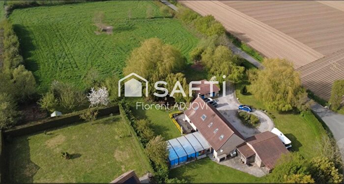 Maison 6 pièces à Ledringhem, à vendre