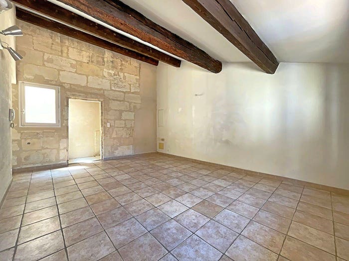 Appartement 3 pièces à Centre Ville-Mejan-La Cité, Arles, à louer