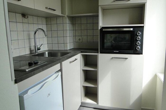 Appartement à louer - Clermont-Ferrand, Jaude, Fontgiève Saint-Alyre - 2 pièces - 1 chambre