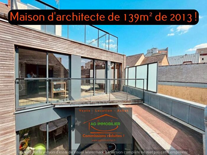 Maison 6 pièces à Quartiers Centre, Saint-Hélier, Gare, à vendre