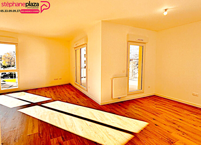 Appartement à louer - Gradignan, Centre-ville - 4 pièces - 2 chambres