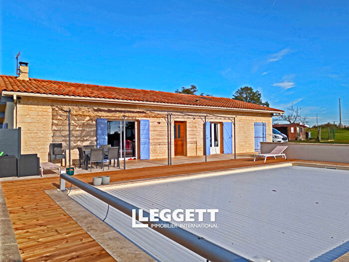 Maison à vendre - Nailhac - 4 pièces - 3 chambres