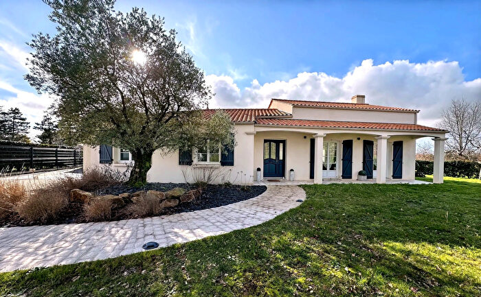 Maison à vendre - Talmont-Saint-Hilaire - 7 pièces - 5 chambres