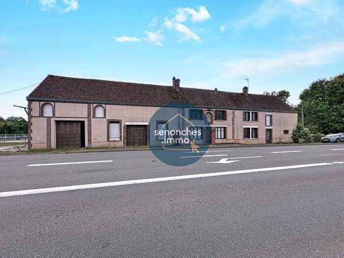 Saint-Victor-de-Buthon : Maison 15 pièces à vendre