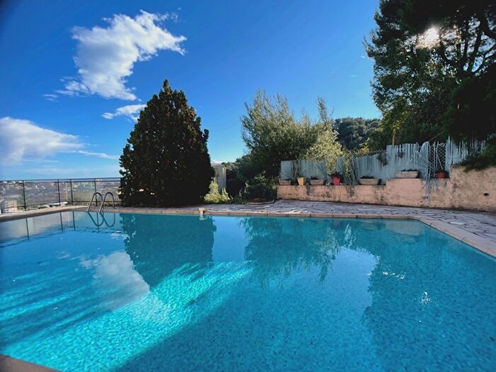 Saint-Laurent-du-Var, Tuilière, Sainte-Petronille, Les Crottes, Tour, Iscles : Maison 7 pièces à vendre