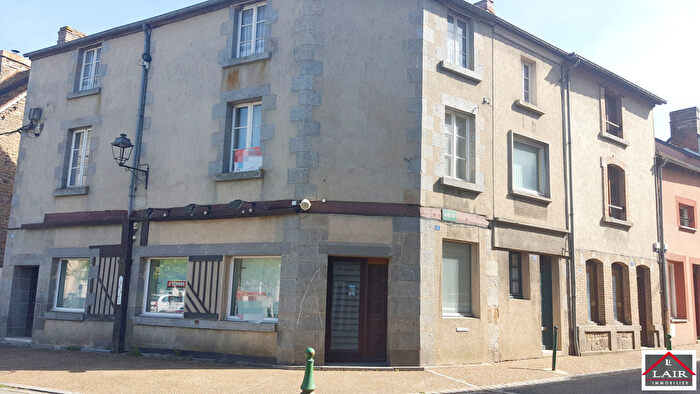 Maison 5 pièces à Saint-Pierre-des-Nids, à vendre