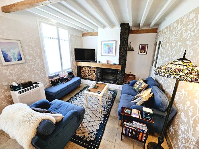 Maison à vendre - Quillan - 9 pièces - 4 chambres